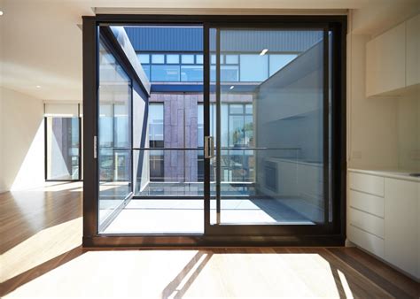 Droo Projectss Apartments In Melbourne With Golden Facades