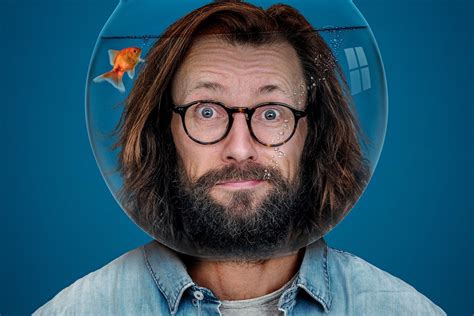 Anmeldelse Begrænset Udsyn Carsten Eskelund Teateranmeldelser På Mortenhede Dk