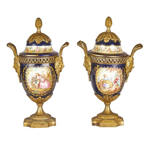 Coppia Di Vasi Sevres Sec Xix Genea Antichità
