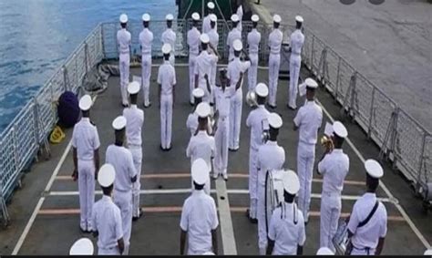 8 Ex Indian Navy Men In Qatari Custody Delhi Sent Official To Doha No