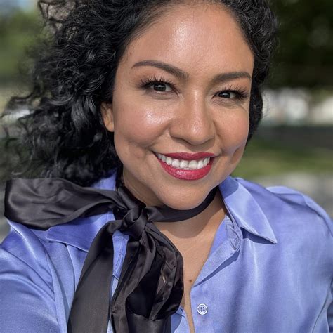 Luisa Contreras Relationship Sex And Trauma Recovery Therapist