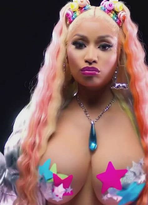 Perfect Tits Scrolller