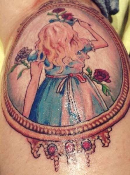 Alice In Wonderland Tattoo Wonderland Tattoo Cat Tattoo Red Ink Tattoos