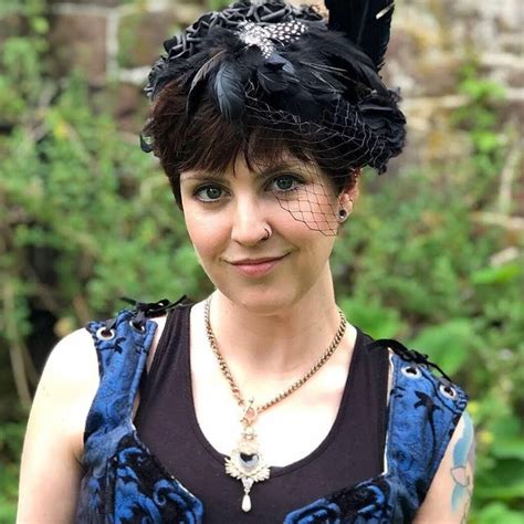 Leslie Hunsinger Youtube