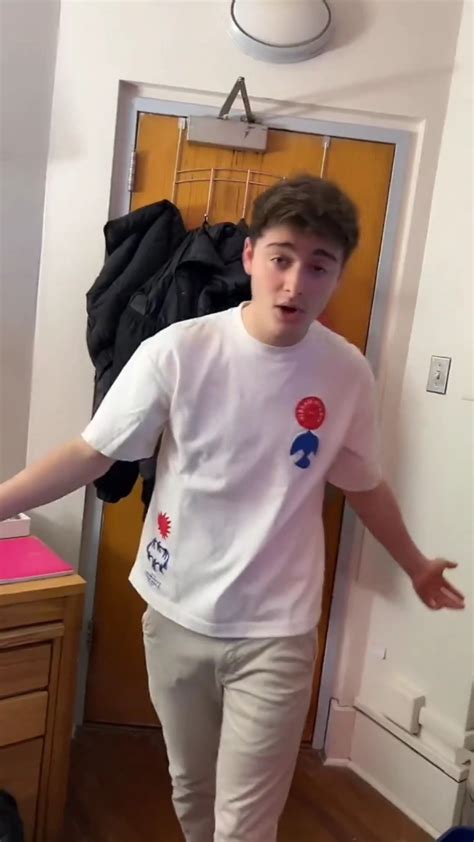 Picture Of Noah Schnapp In General Pictures Noah Schnapp 1679766342  Teen Idols 4 You