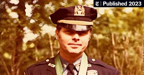 William Casey Who Uncovered Police Corruption Is Dead At 78 The New York Times