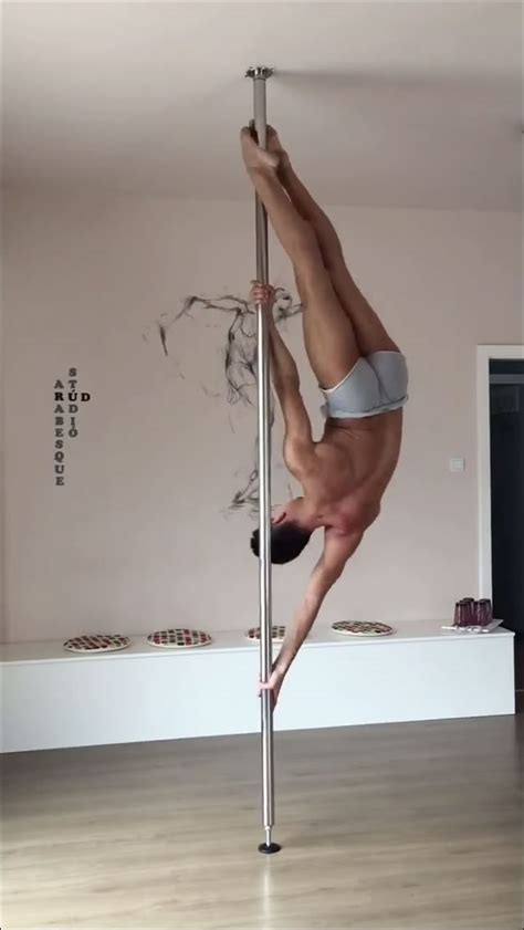 Pin By Ev On Ref Body Reference Poses Male Dancer Male Ballet Dancers