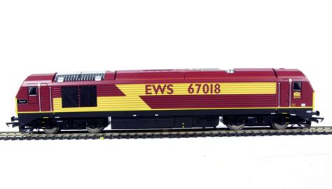 Hornby R2764 Class 67 67018 Rapid In Ews Livery Hattons