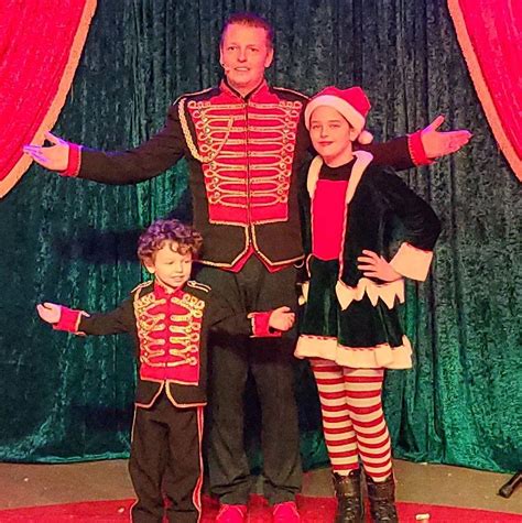 Dickson Magic Circus