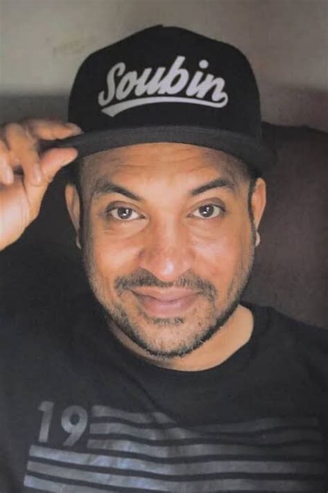 Coolie குடும்பத்துடன் தலைவர் தரிசனம் சூப்பர் ஸ்டாரைச் சந்தித்த கூலி பட நடிகர் சௌபின் சாஹிர்