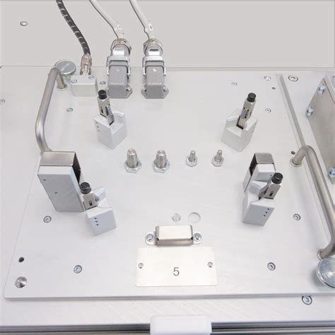 Compactuni Modular Assembly And Testing Workstation