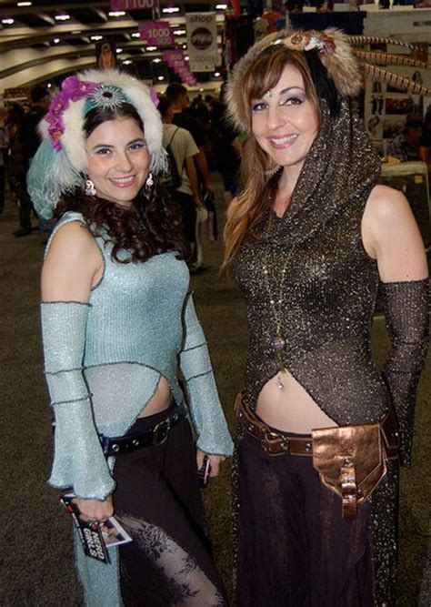 Hot Cosplay Girls At Wondercon 48 Pics