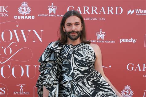 Queer Eyes Jonathan Van Ness Breaks Down In Tears During Trans Rights Debate