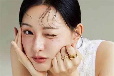 Kim Ji Won Shares What She Learned From Queen Of Tears Hopes For Future Projects And More