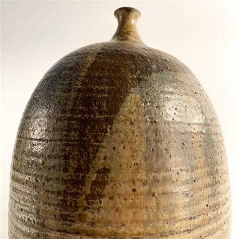 Toshiko Takaezu Bottle Form Pot For Sale At 1stdibs Toshiko Takaezu