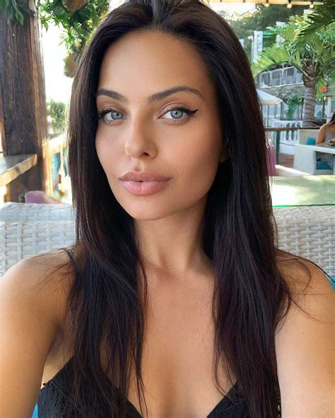 Risha Kova Scrolller