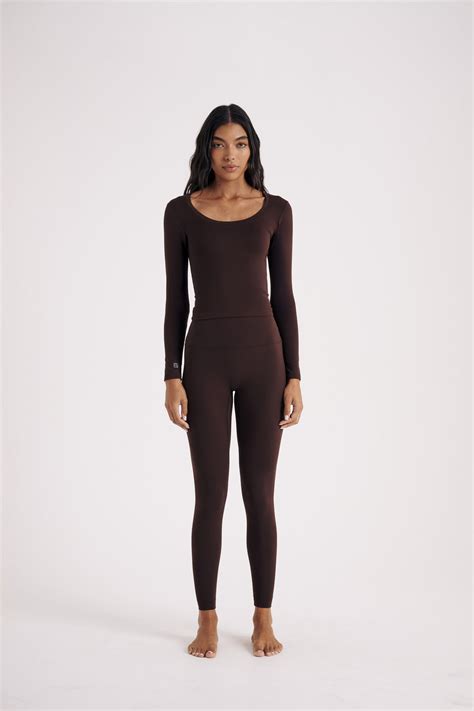 Aw24 Product Sample · Align Label