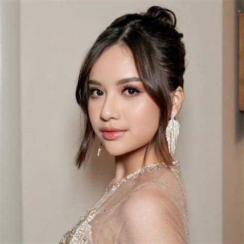 7 Fakta Menarik Anggi Marito Penyanyi Cantik Dengan Logat Batak Yang Kental Okezone Celebrity
