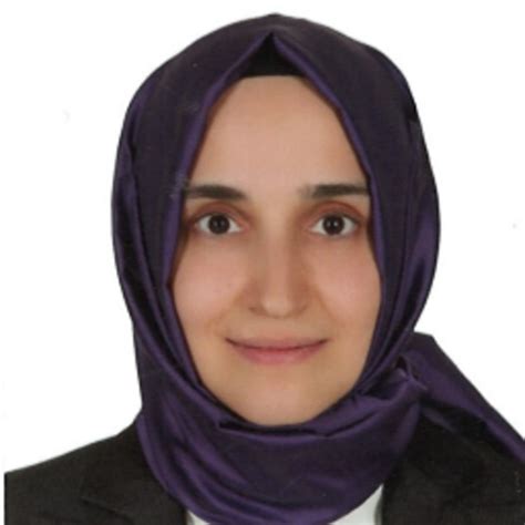 Doktor Öğretim Üyesi Meltem Uzun Zaim Üniversitesi Akademik Portal