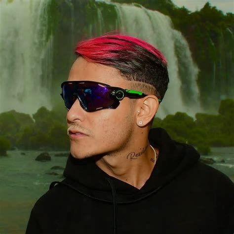 Cremosinho Cremosinho • Threads Say More