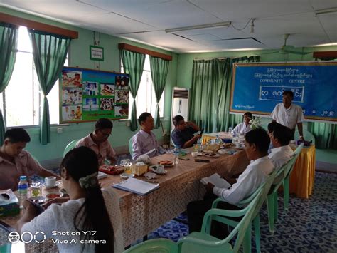 ချမ်းမြသာစည်မြို့နယ် လူထုအခြေပြုဗဟိုဌာန Community Centre ခန်းမ၌ စာဖတ