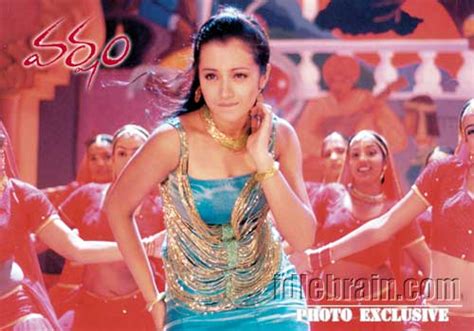 Trisha Hot Navel In Varsham