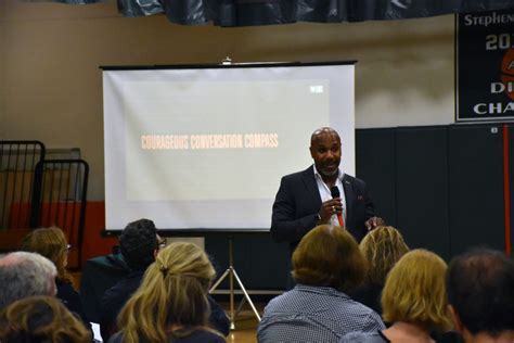 Glenn Singleton Speaks To Gaynor Community About Equity Stephen