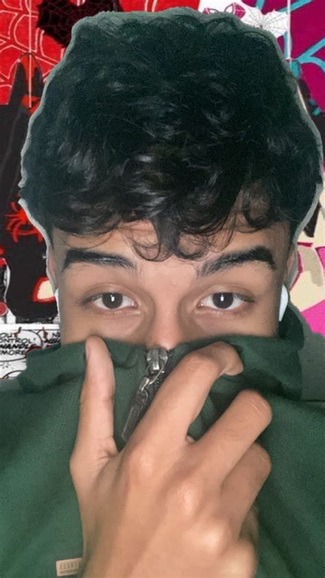 About Roger Logan Mar Bianeck Medium