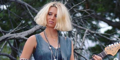 Top 10 Things You Did Not Know About Sannie Fox In 2019 Sa Music Magazine