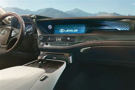 2025 Lexus Ls