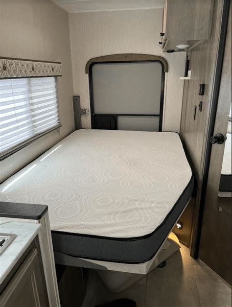 2021 Coachmen Cross Trek 21xg National Vehicle
