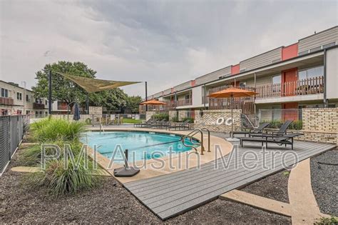 2200 Dickson Dr Unit 205 Austin Tx 78704 Condo For Rent In Austin