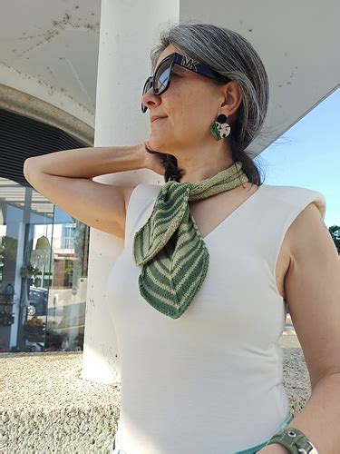 Ravelry Lenço De Seda Pattern By Isabel Nascimento