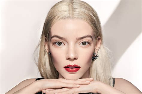 2000x1333 Resolution Anya Taylor Joy Photoshoot 2022 2000x1333