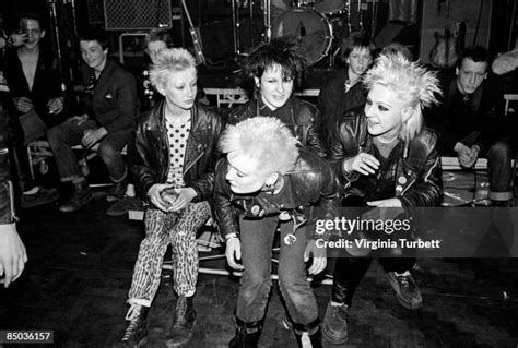 Punk Fashion 1970s Photos And Premium High Res Pictures Getty Images