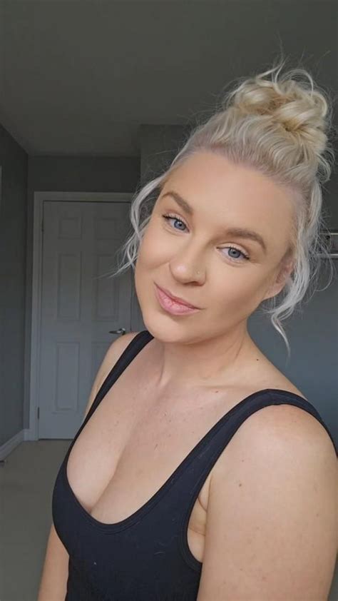 Jillian Jane On Instagram Messy Bun Hack Curls Make Messy Buns 100