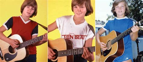 20 Rarely Seen Photographs Of River Phoenix As A Musician When He Was A
