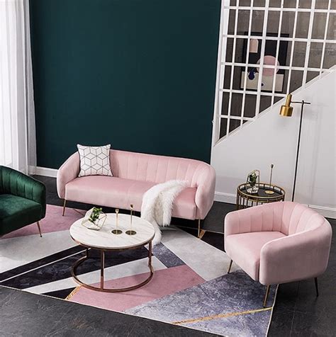 엉클하우스 미니멀 인테리어 거실 카페 매장 골드 벨벳 패브릭 벤치 소파159000원 미니멀벤치 Facebook