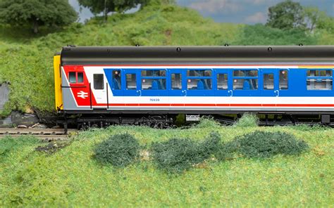 R30448 Network South East Class 423 3193 4 Vep Train Pack