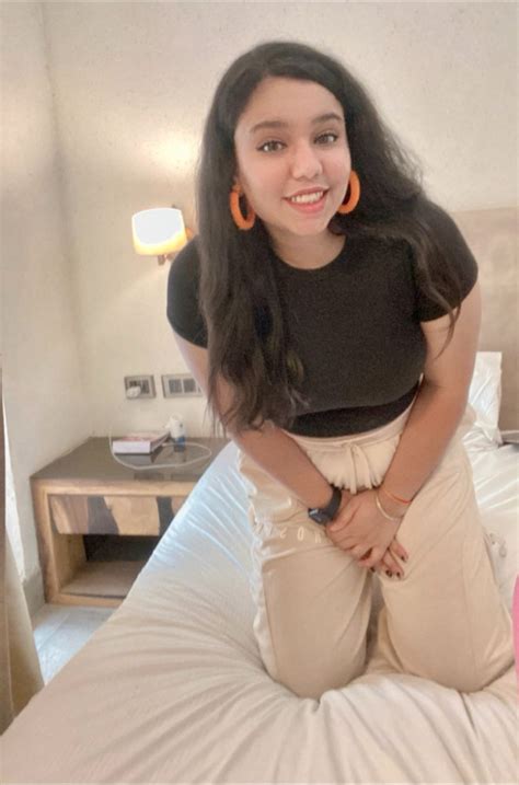 Marketing Socialemediamarketing Simran Rajput 12 Comments