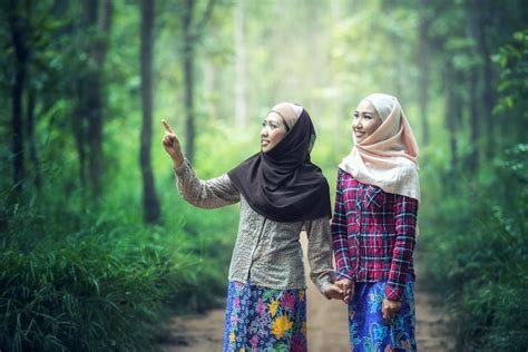 Chica En Hijab Foto Premium