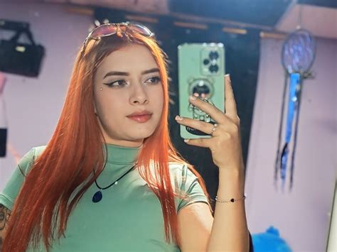 Perfil Modelo Webcam Sofy Red Hotx Stripchat