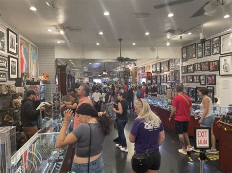 Pawn Stars Pawn Shop Review Take A Look Inside