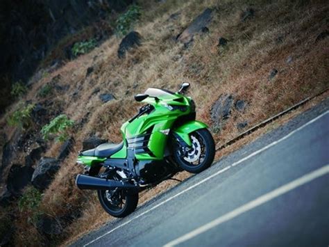 Kawasaki Ninja Zx 14r First Ride Zigwheels