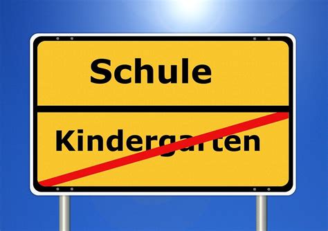 50 Kostenlose Einschulung And Schulanfang Illustrationen Pixabay