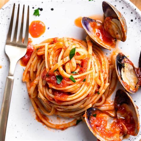 Spaghetti And Clams Linguine With Clams And Chiles