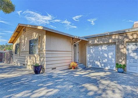 7695 Pine Tree Way Salinas Ca 93907 Redfin