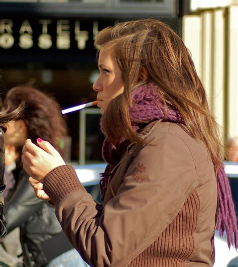 The Dangle Smoking Hotties