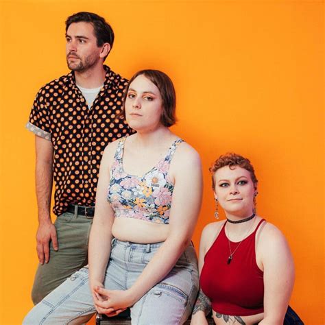 Elle Archer Of Shaylee Talks New Single ‘snow Day Out Front