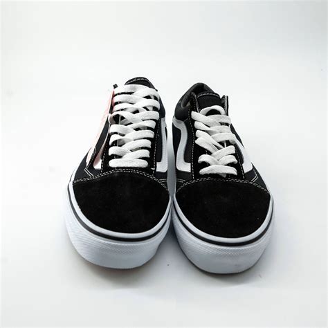 Vanz Old School On Isokko Sold By Rwanda Kicks Available In Kigali Rwanda Clothing